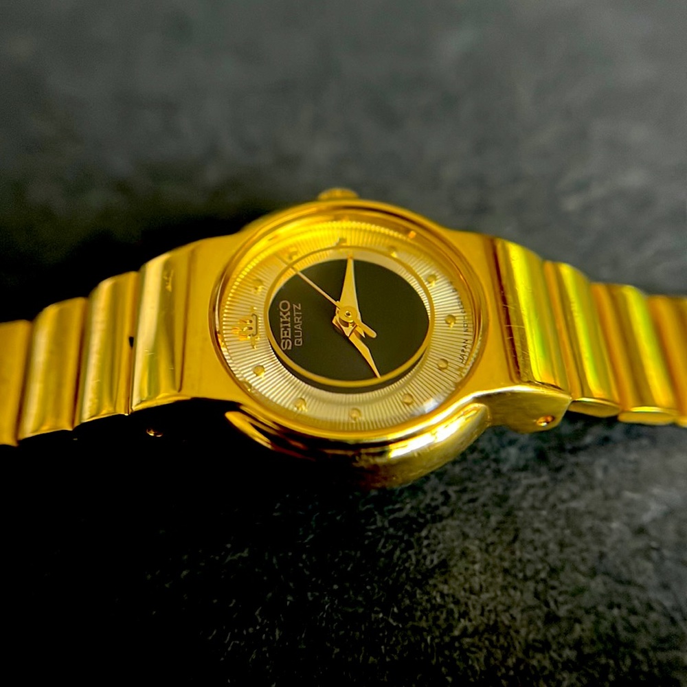 Seiko Women's 'Galaxy' Watch - Gem